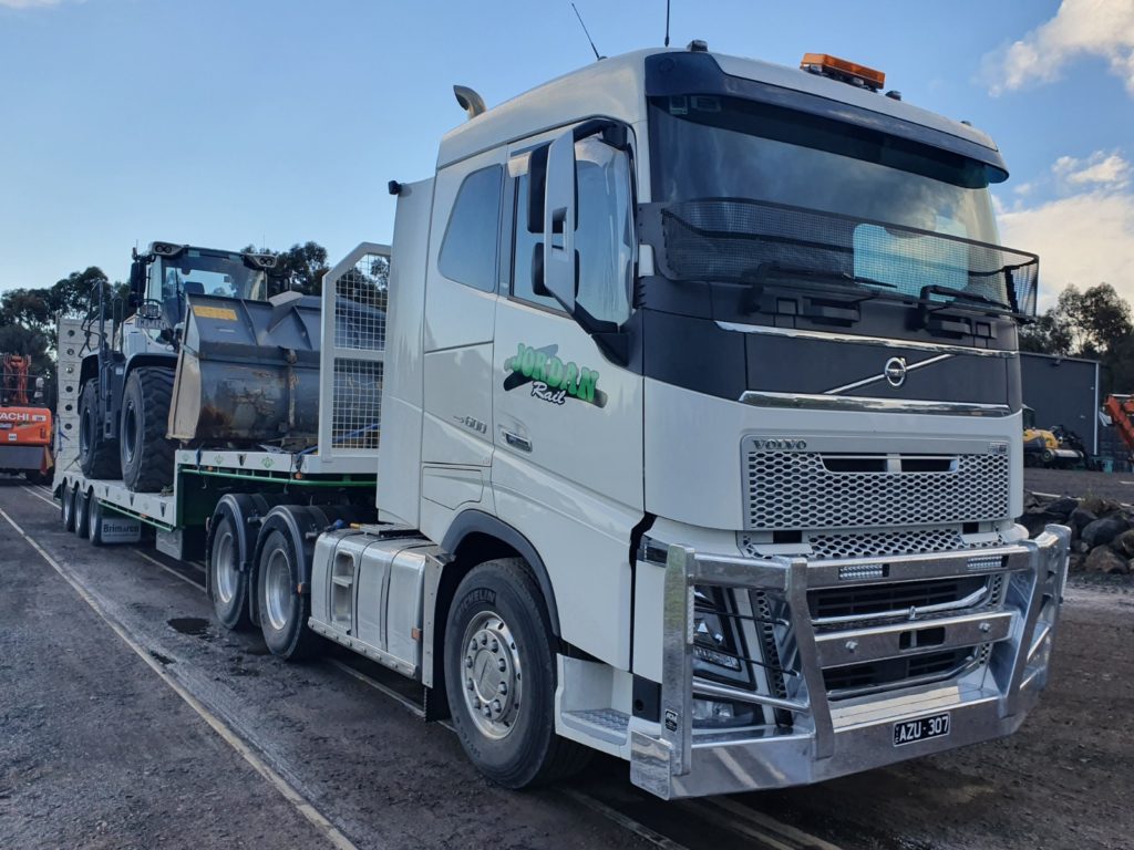 New Volvo FH600 Truck with Drop Deck, Deck Widener Low Loader - Jordan Rail
