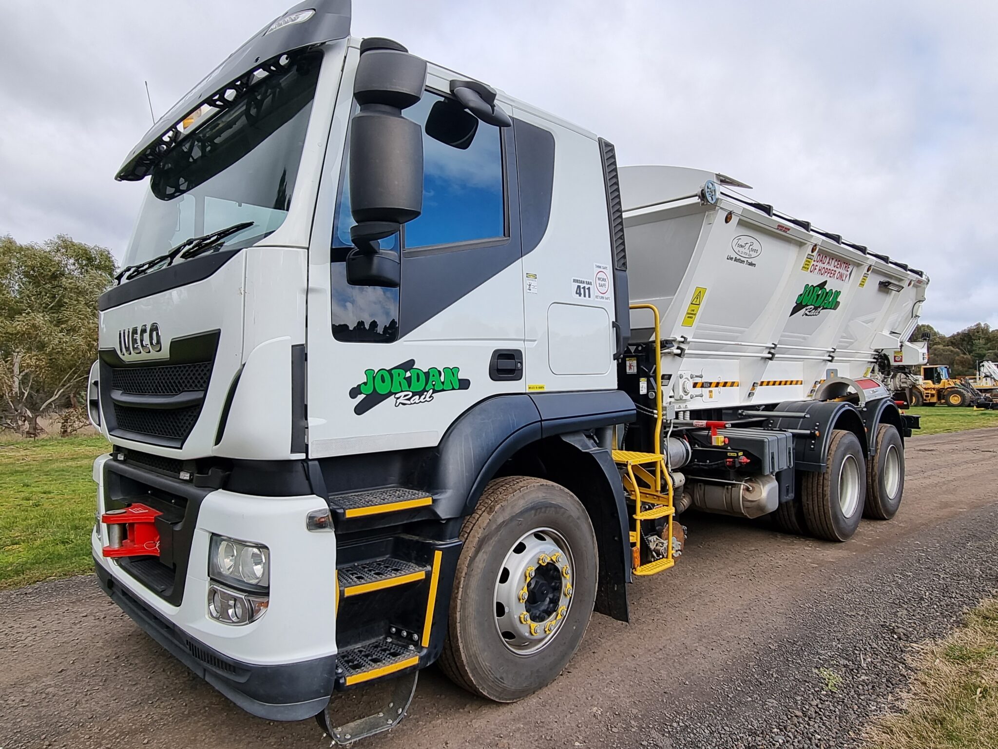 New Hi-Rail Trout River Flocon Truck - Jordan Rail