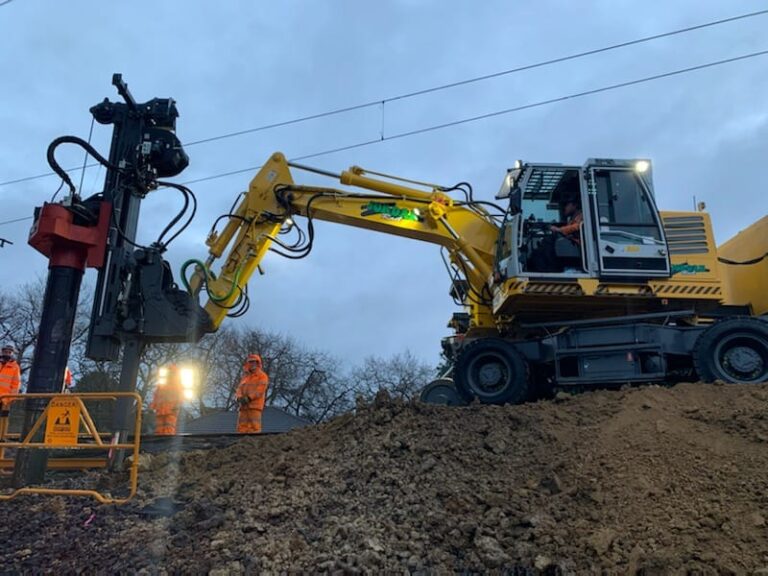 Movax Telescopic Drill Rig - Jordan Rail