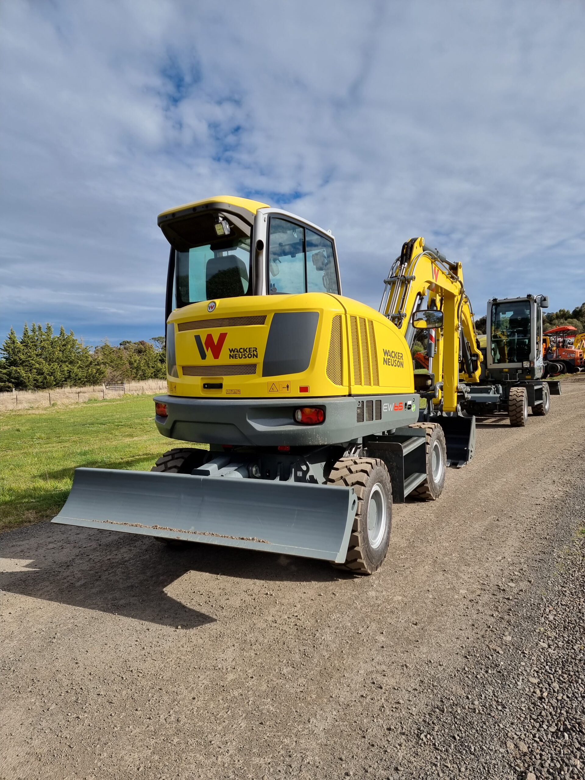 Wacker Neuson EW65 Wheeled Excavators - Jordan Rail