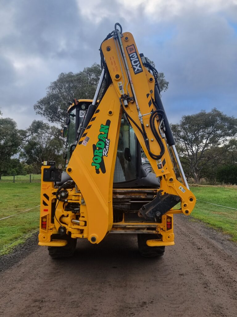 Hi-Rail Backhoe Loaders - Jordan Rail
